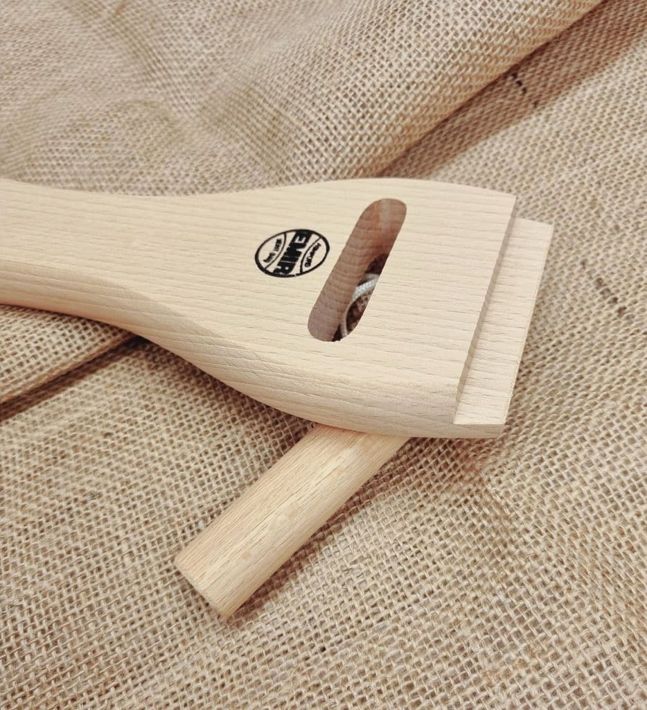 Webbing stretcher Web strainer Traditional beech upholstery straining ...